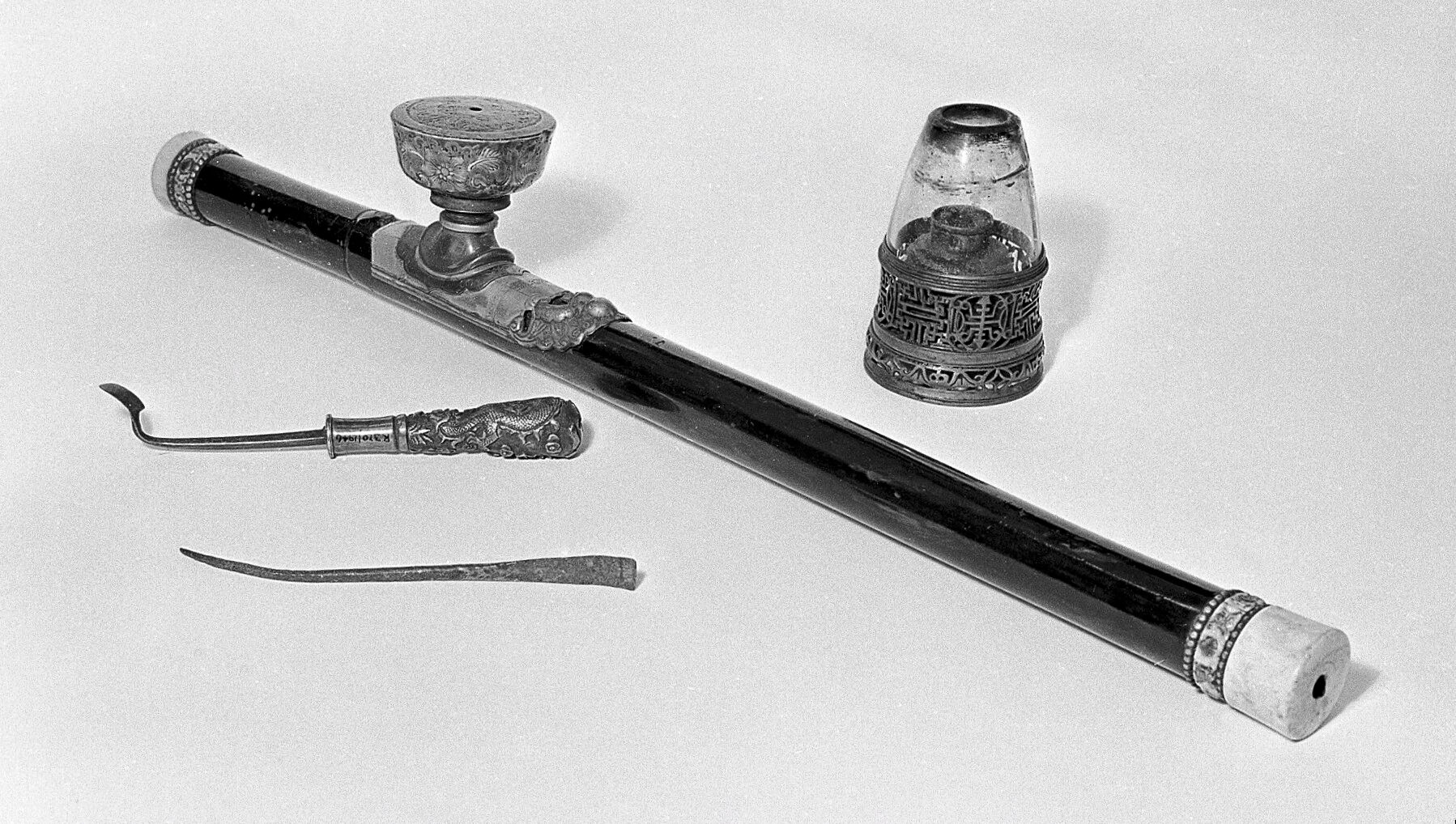 Opium pipe | Wellcome Collection