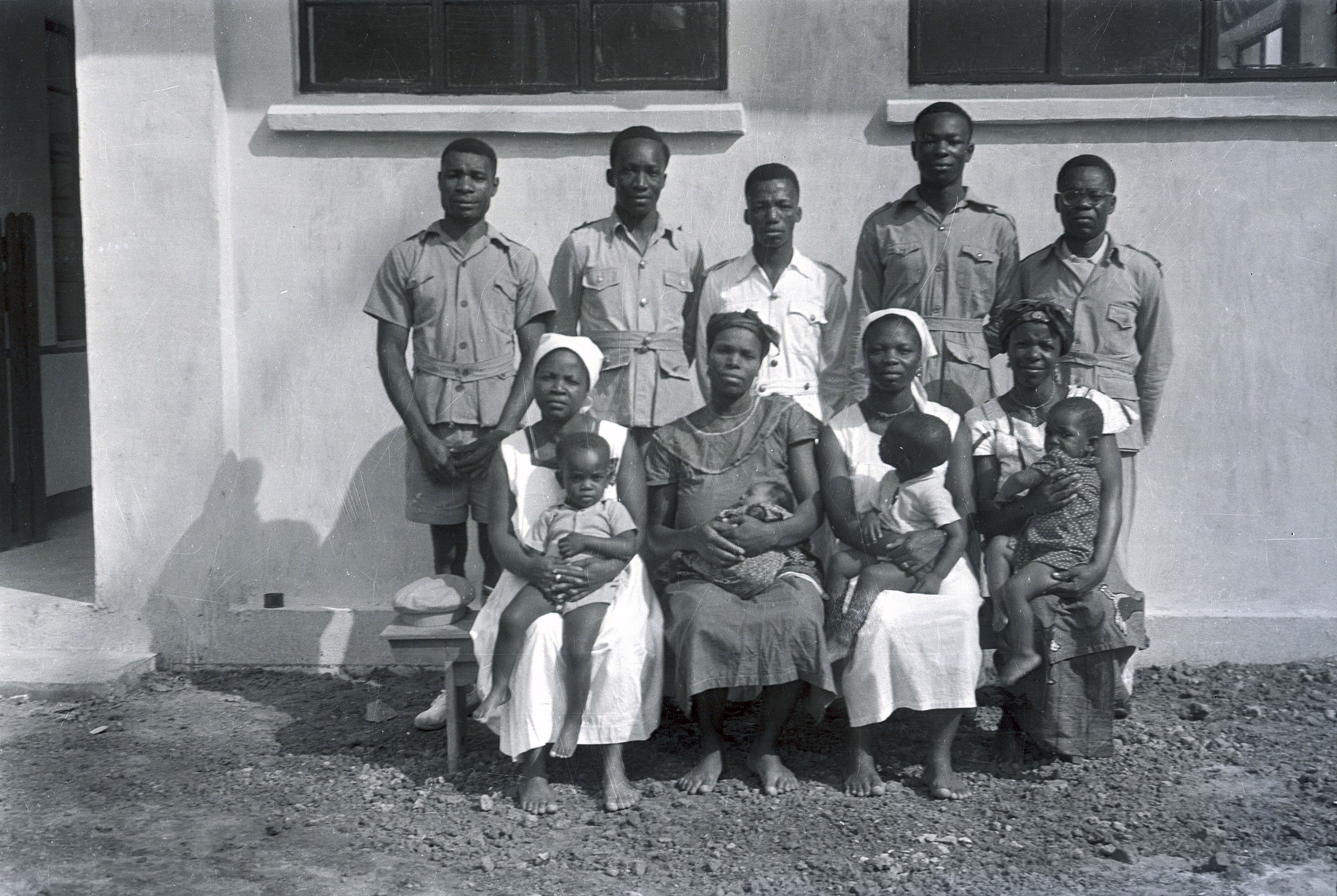 Group of leper camp workers, Yakusu, Belgian Congo | Wellcome Collection