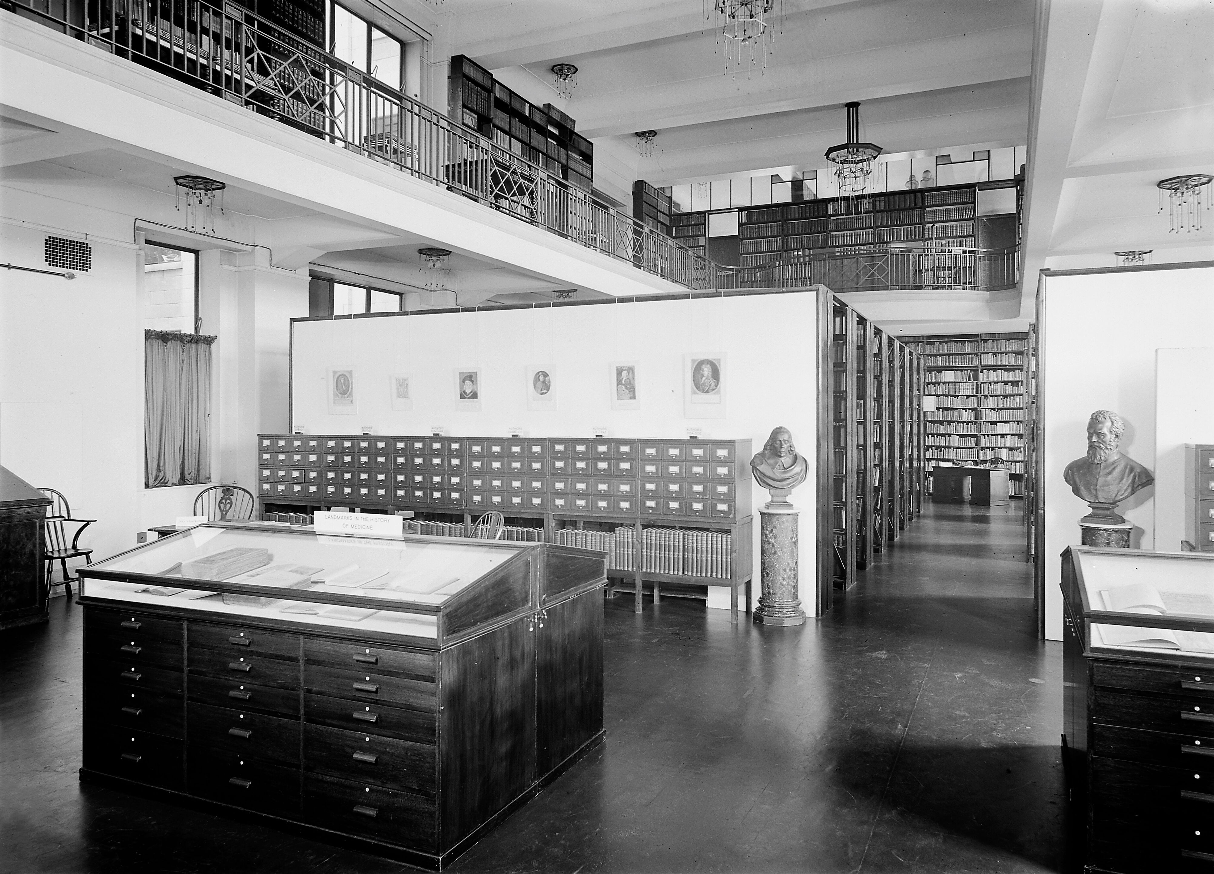 M0011500: Wellcome library: showing museum cases, 1949 | Wellcome ...