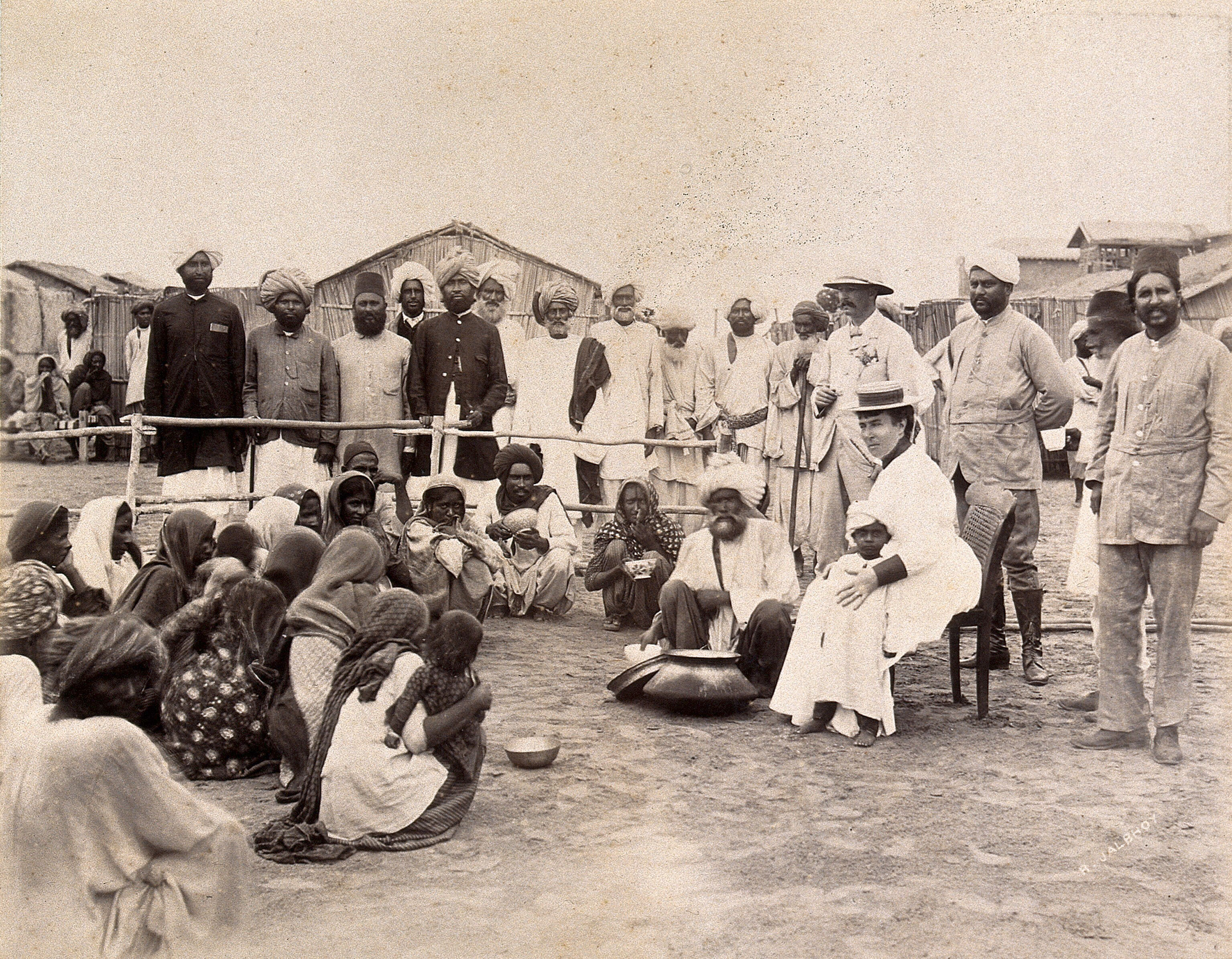 Patients being given soup, during the bubonic plague outbreak in ...