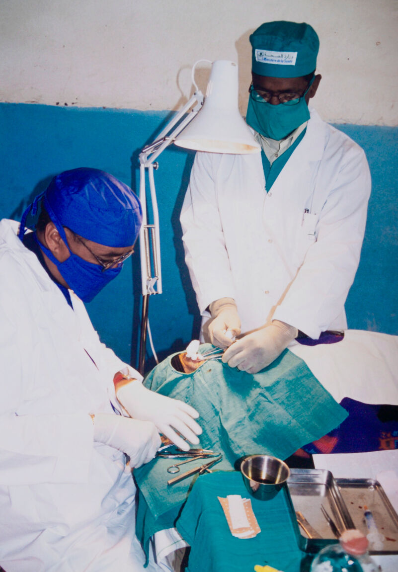 Surgery: bilamellar tarsal rotation procedure for trichiasis | Wellcome ...